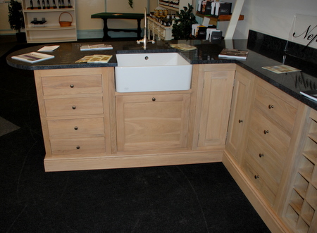 Ex Display Neptune Oak Kitchen with Worktops
