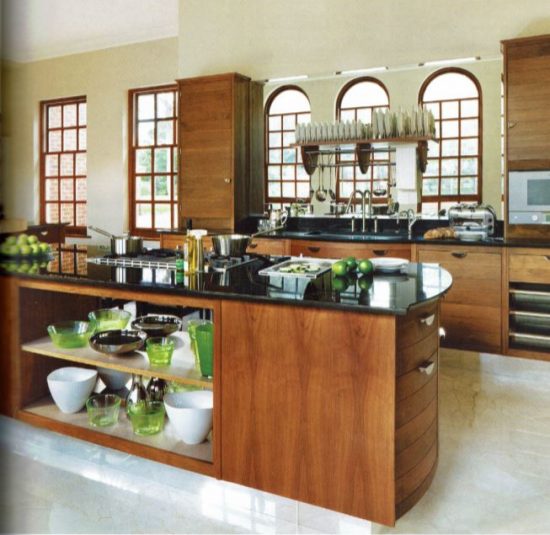 Huge Smallbone Kitchen With Two Islands | The Used Kitchen Company