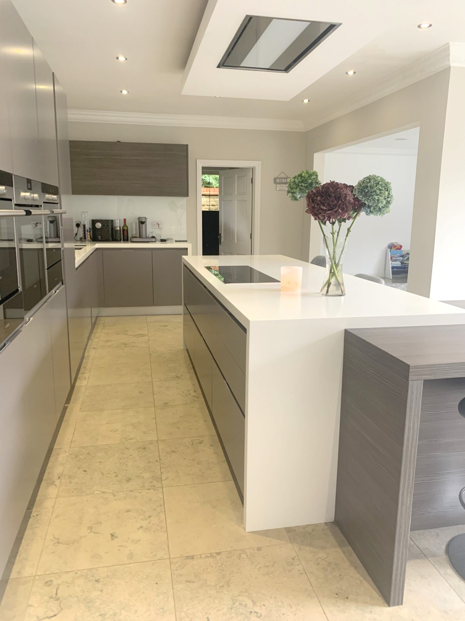 Bontempi Cuisine Kitchen With Island | The Used Kitchen Company