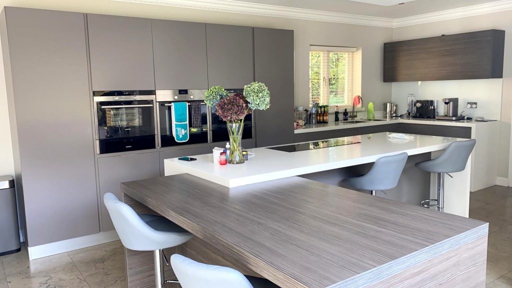 Bontempi Cuisine Kitchen With Island | The Used Kitchen Company