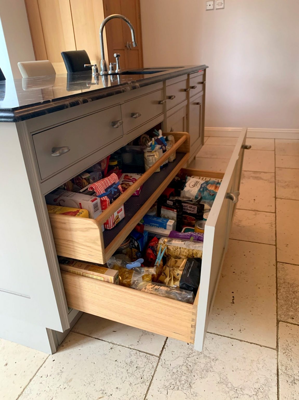 Smallbone Kitchen with Island | The Used Kitchen Company