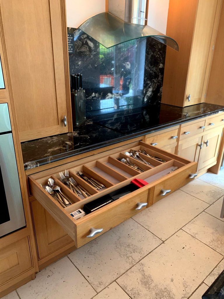 Smallbone Kitchen with Island | The Used Kitchen Company