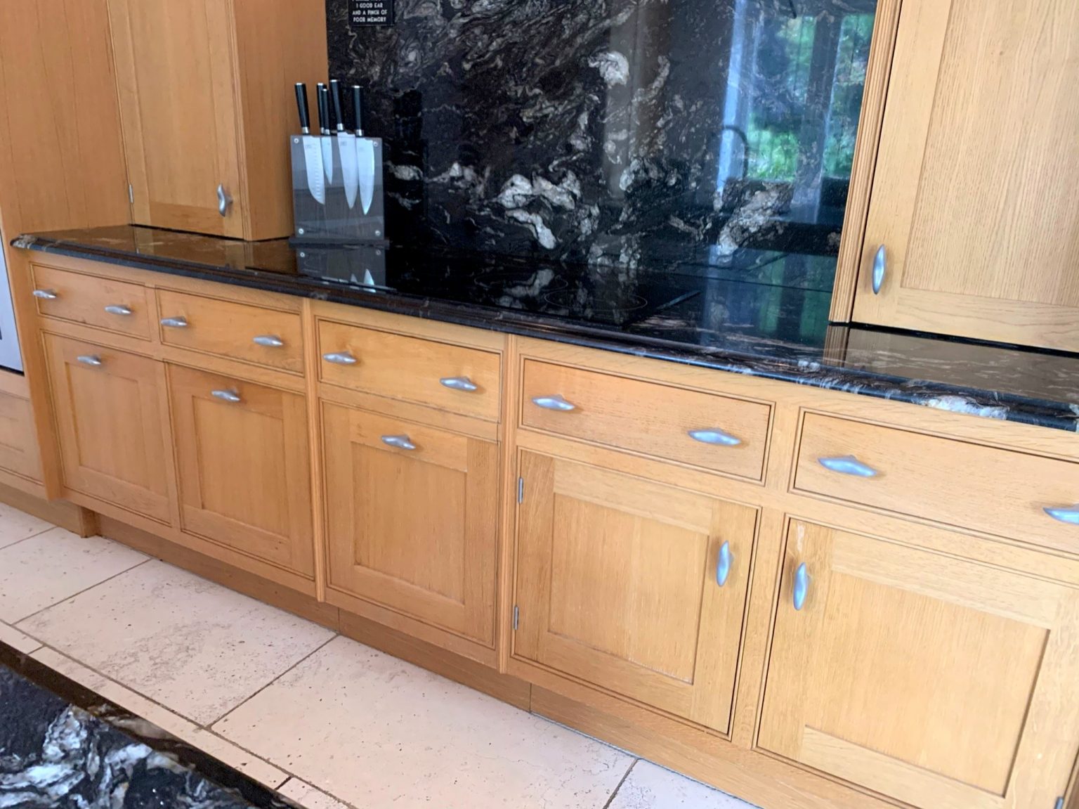 Smallbone Kitchen with Island | The Used Kitchen Company