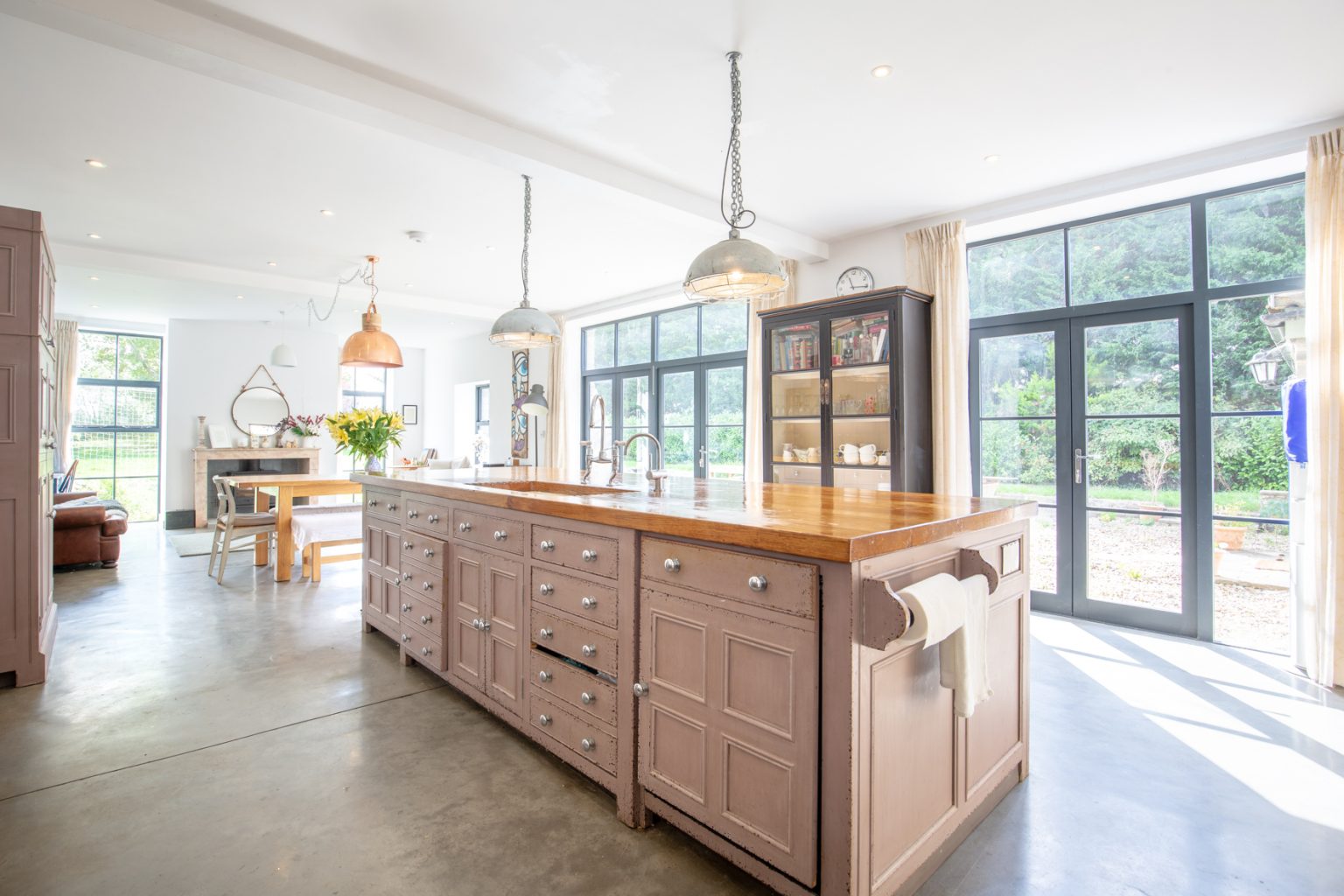 Huge Chalon Kitchen with Island | The Used Kitchen Company