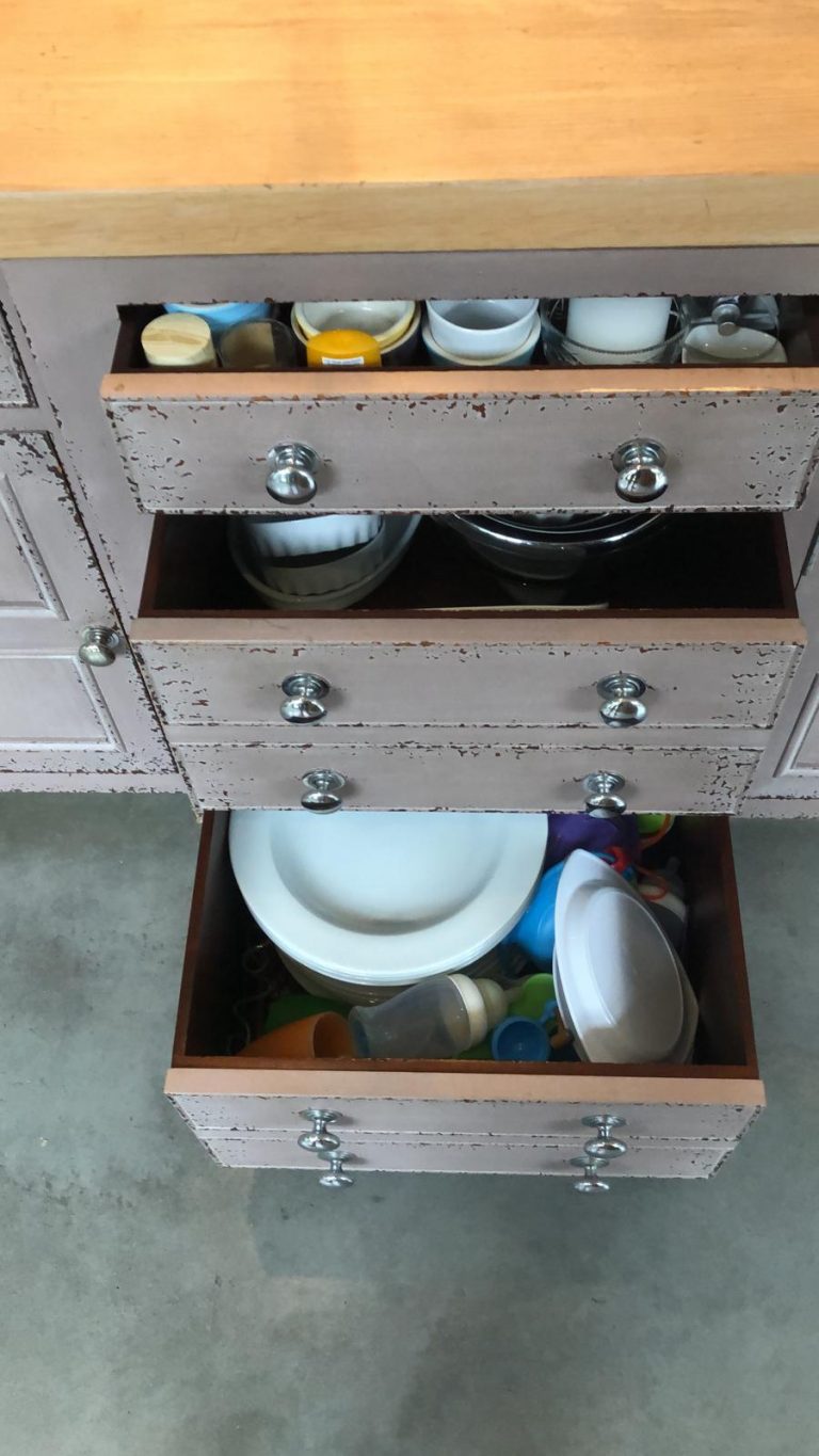Huge Chalon Kitchen with Island | The Used Kitchen Company