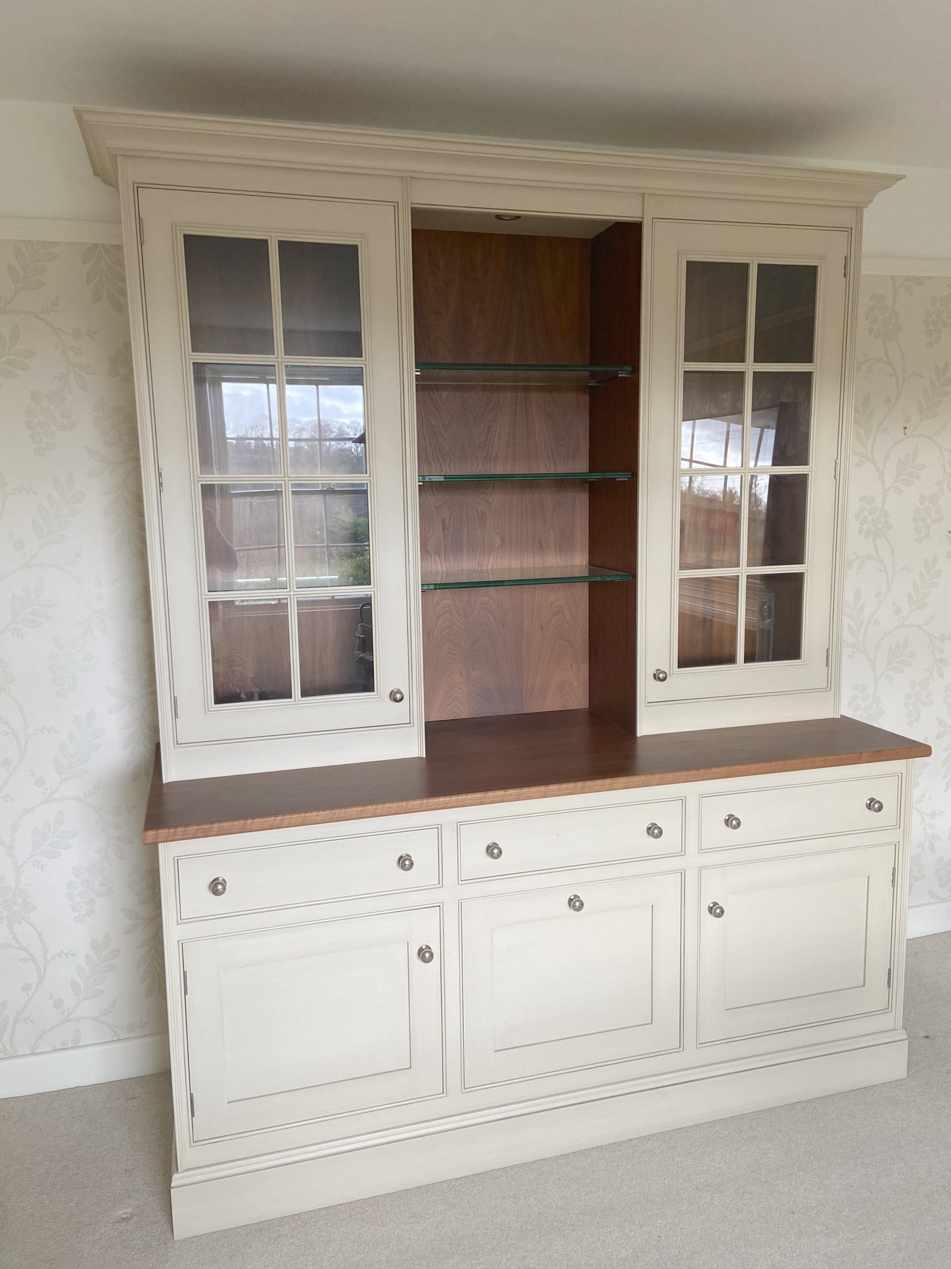 Smallbone 'Welsh' Cabinet - Used | The Used Kitchen Company