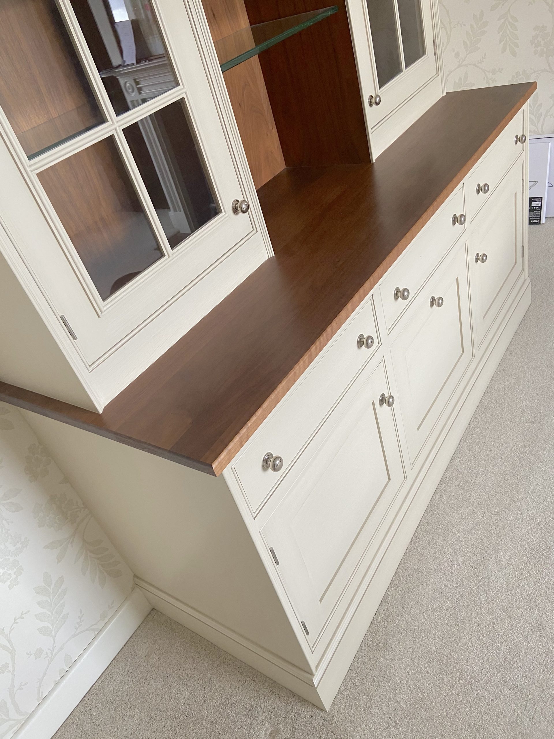 Smallbone 'Welsh' Cabinet - Used | The Used Kitchen Company