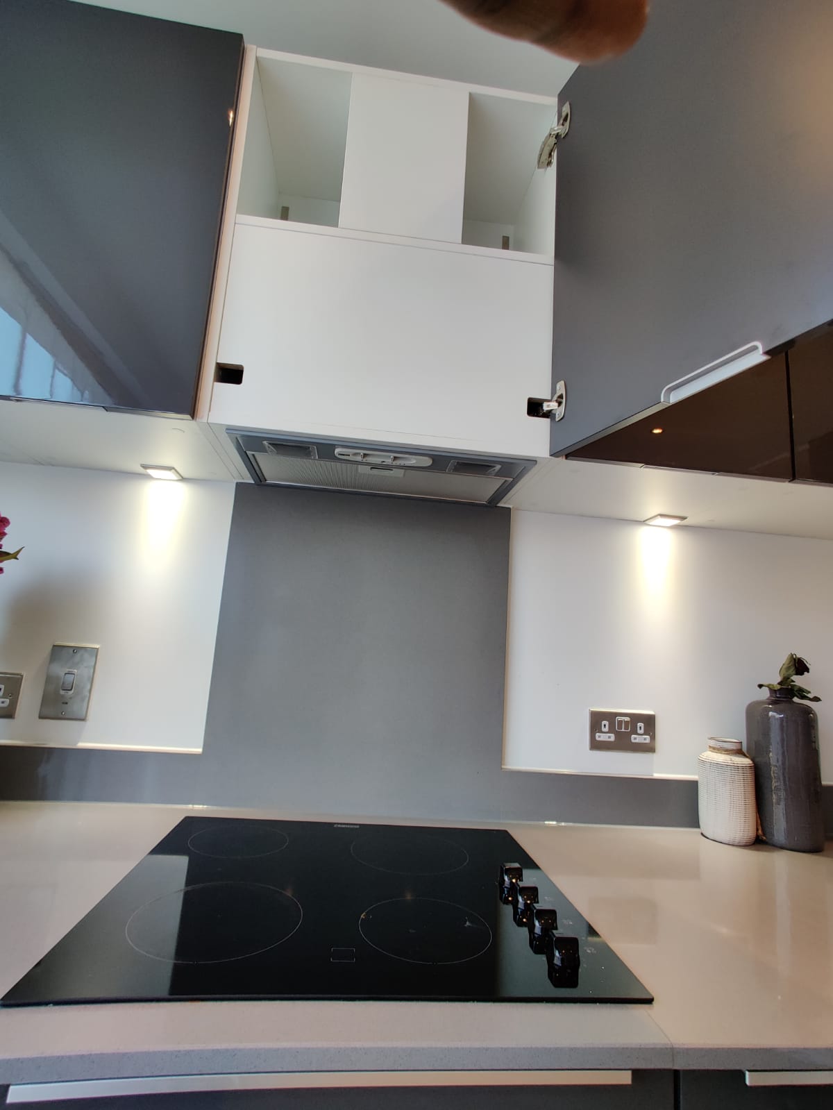 Symphony Kitchen, Worktops & Appliances | The Used Kitchen Company