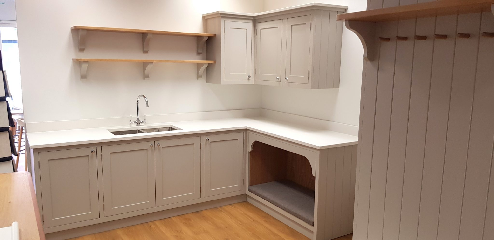 Ex-Display Utility Room with Worktops | The Used Kitchen Company