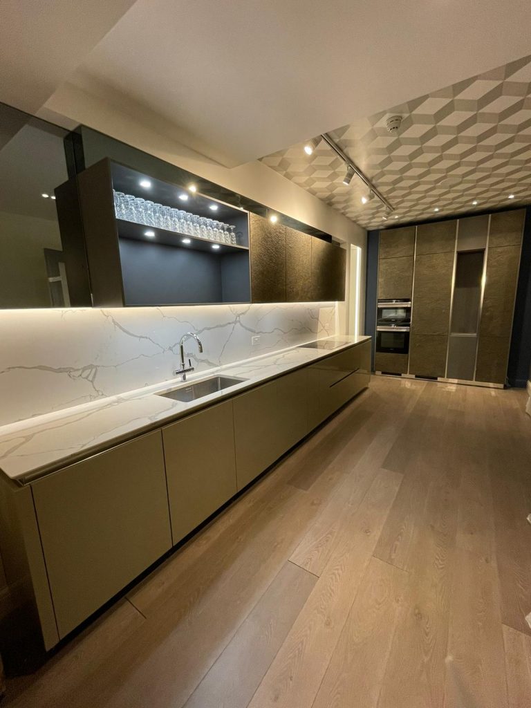 Hacker Kitchen, Worktops and Appliances | The Used Kitchen Company