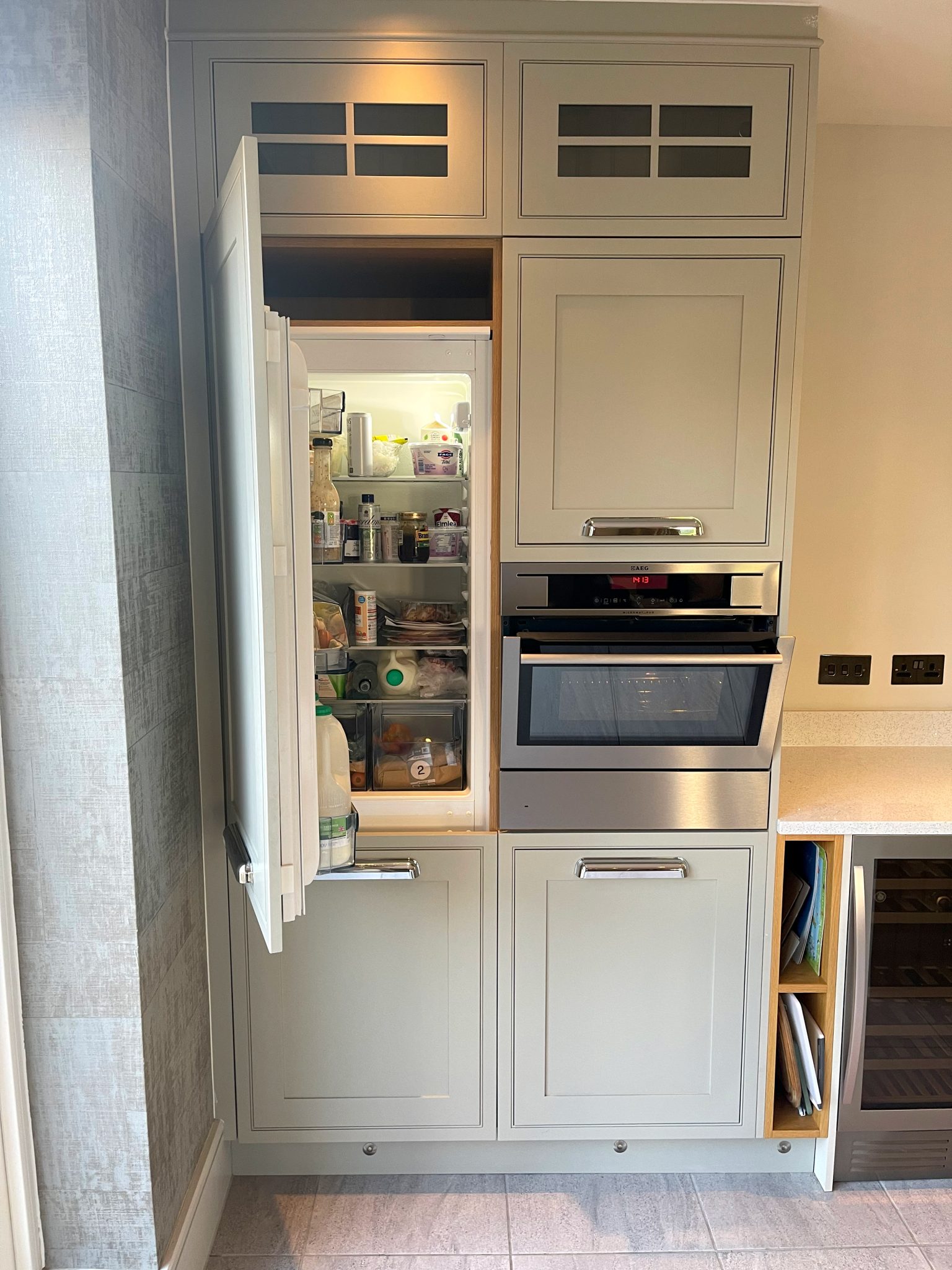 Omega Sheraton Painted Kitchen with Island, Worktops and Appliances ...