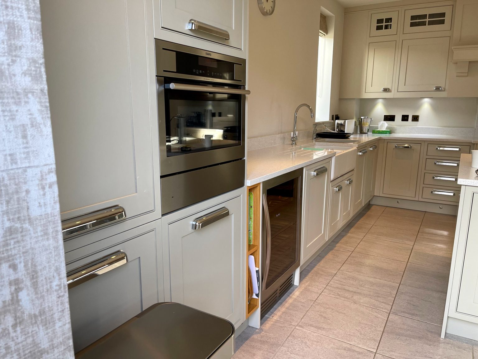 Omega Sheraton Painted Kitchen with Island, Worktops and Appliances ...
