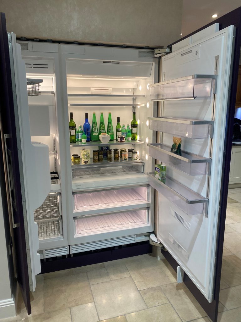 Ex Display Miele Fridge and Freezer - The Used Kitchen Company