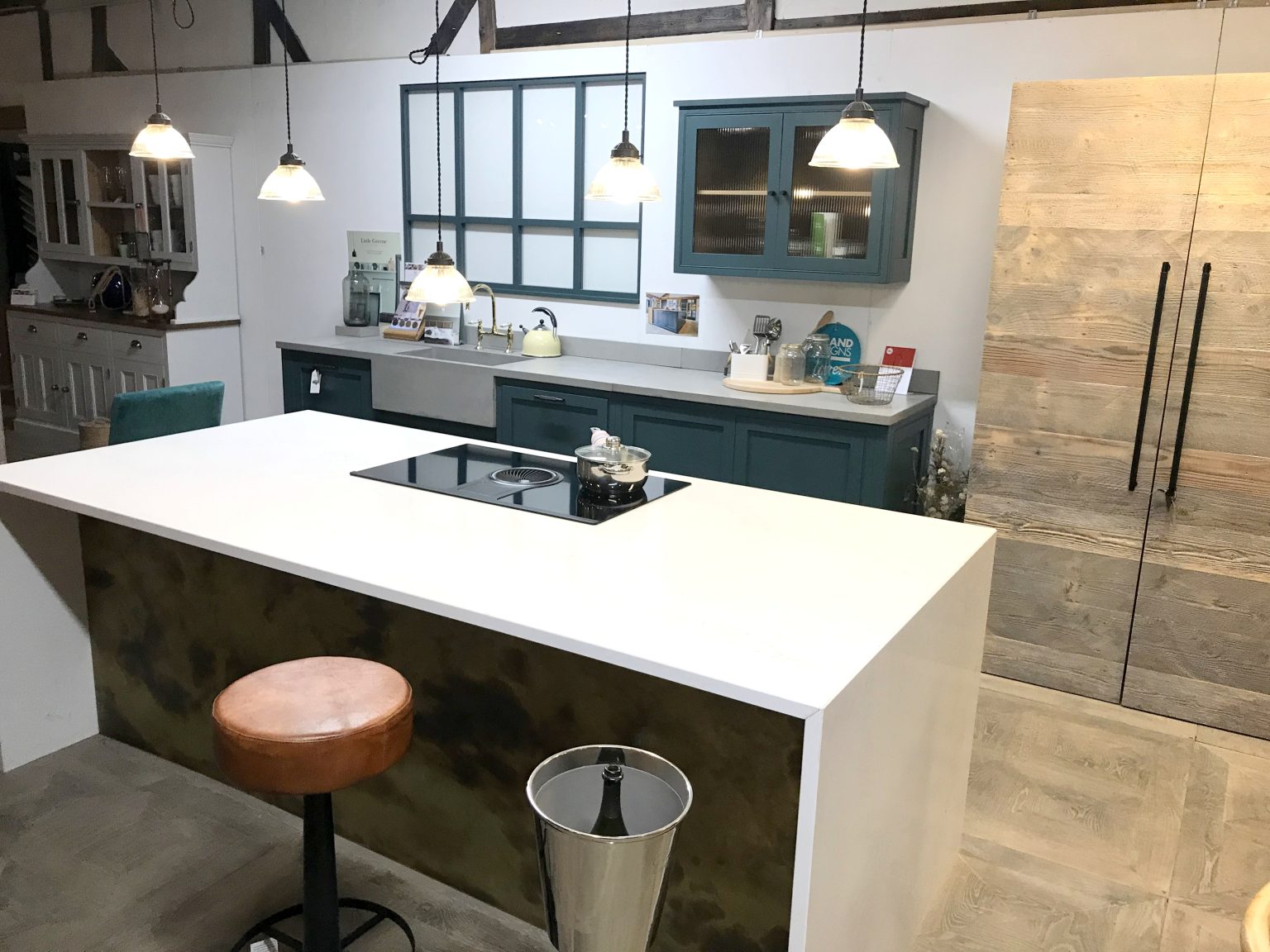 Ex-Display & Used Designer Kitchens For Sale | The Used Kitchen Company