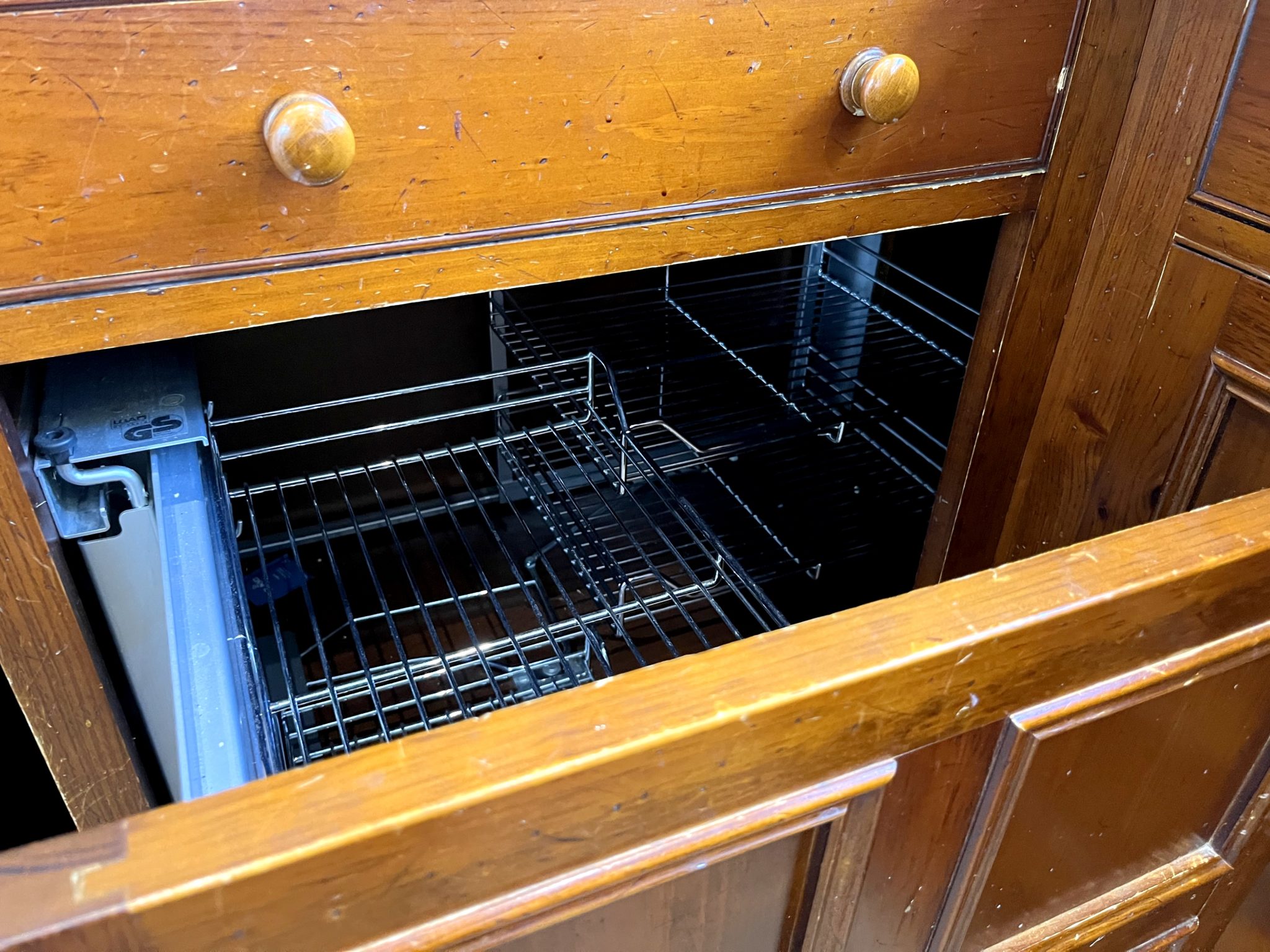 Chalon Kitchen with Island, Hanging Rack, Worktops and Appliances ...