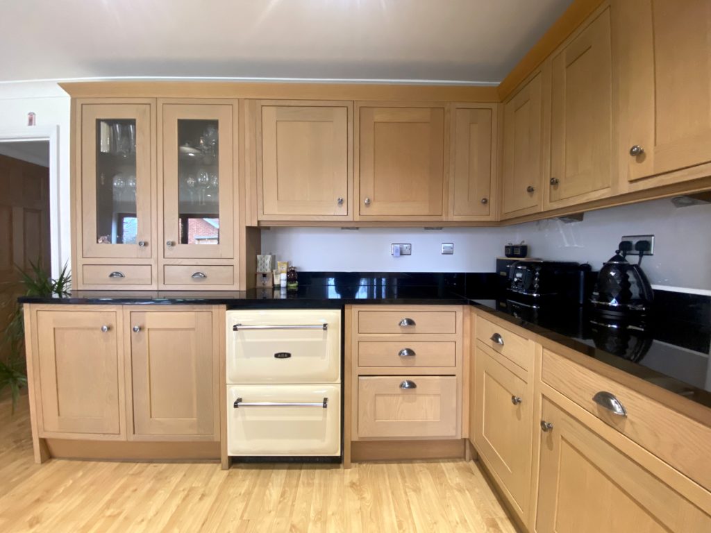 Large Howdens Kitchen For Sale | The Used Kitchen Company