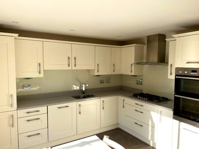 Paula Rosa Kitchen with Quartz Worktops and Appliances - Used - The ...