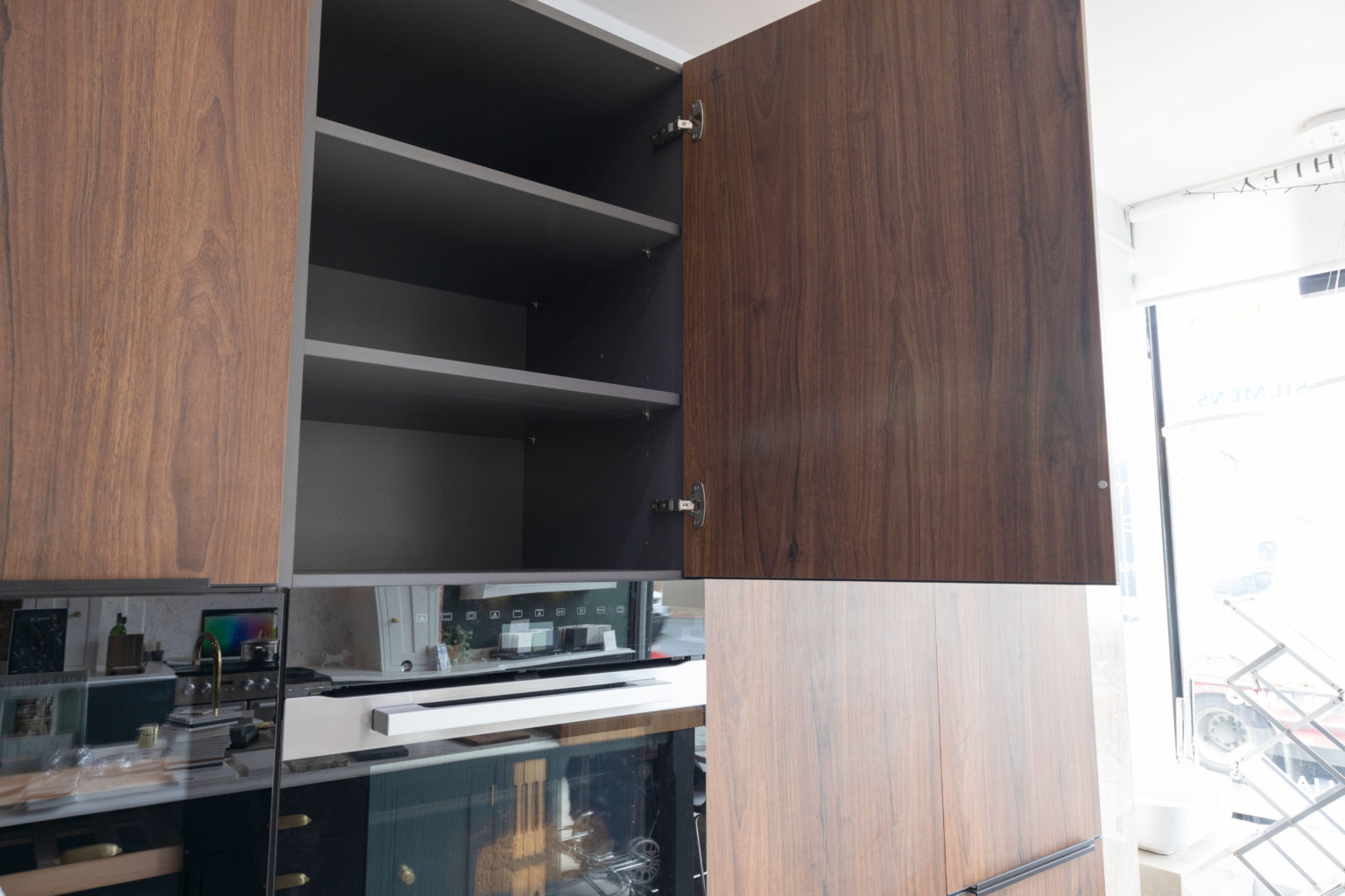 Ex Display Hacker Kitchen Units | The Used Kitchen Company