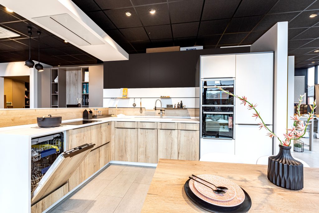 Ex Display Mobalpa Kitchen | The Used Kitchen Company