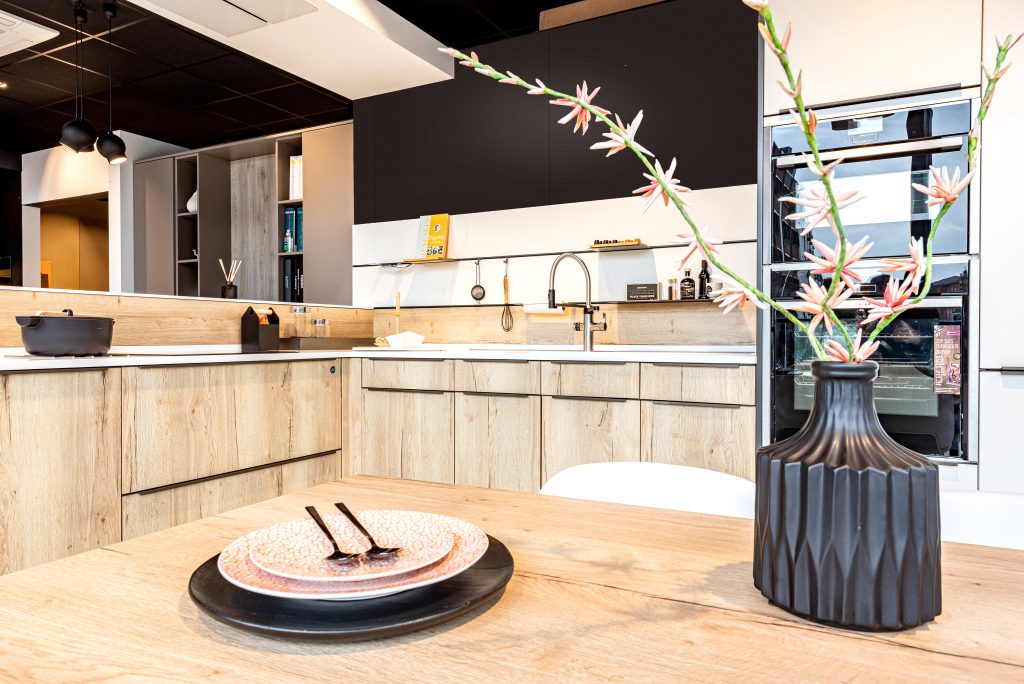 Ex Display Mobalpa Kitchen | The Used Kitchen Company