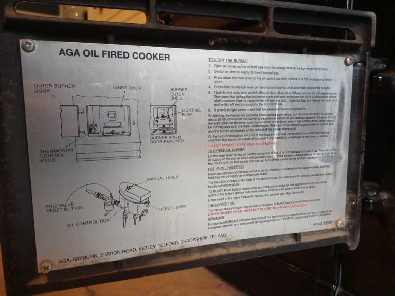 Four Door Oil Aga - Used - The Used Kitchen Company