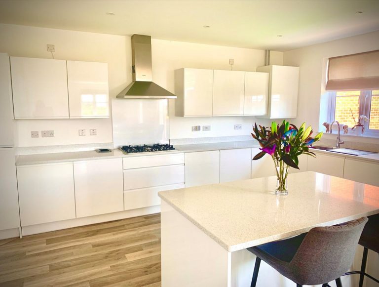 Symphony Kitchen With Island, Utility Room, Silestone Quartz Worktops ...