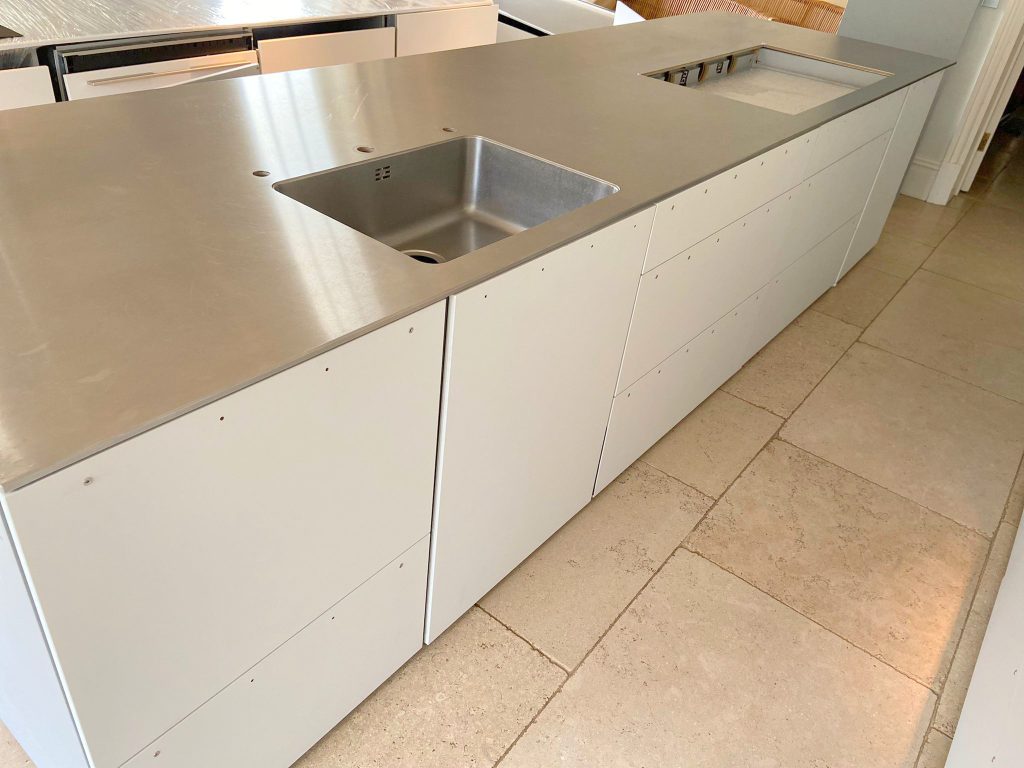 Bulthaup Kitchen With Island and Extractor - Used - The Used Kitchen ...