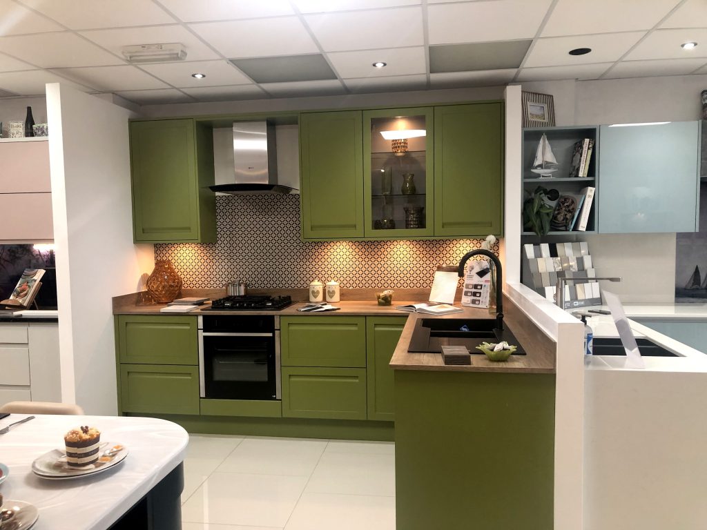 Ex Display Shaker Kitchen | The Used Kitchen Company