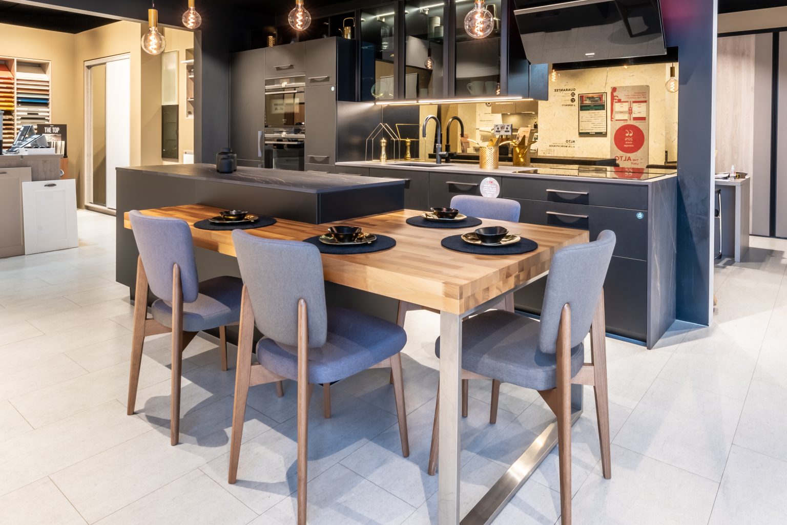 Ex Display Mobalpa Kitchen | The Used Kitchen Company
