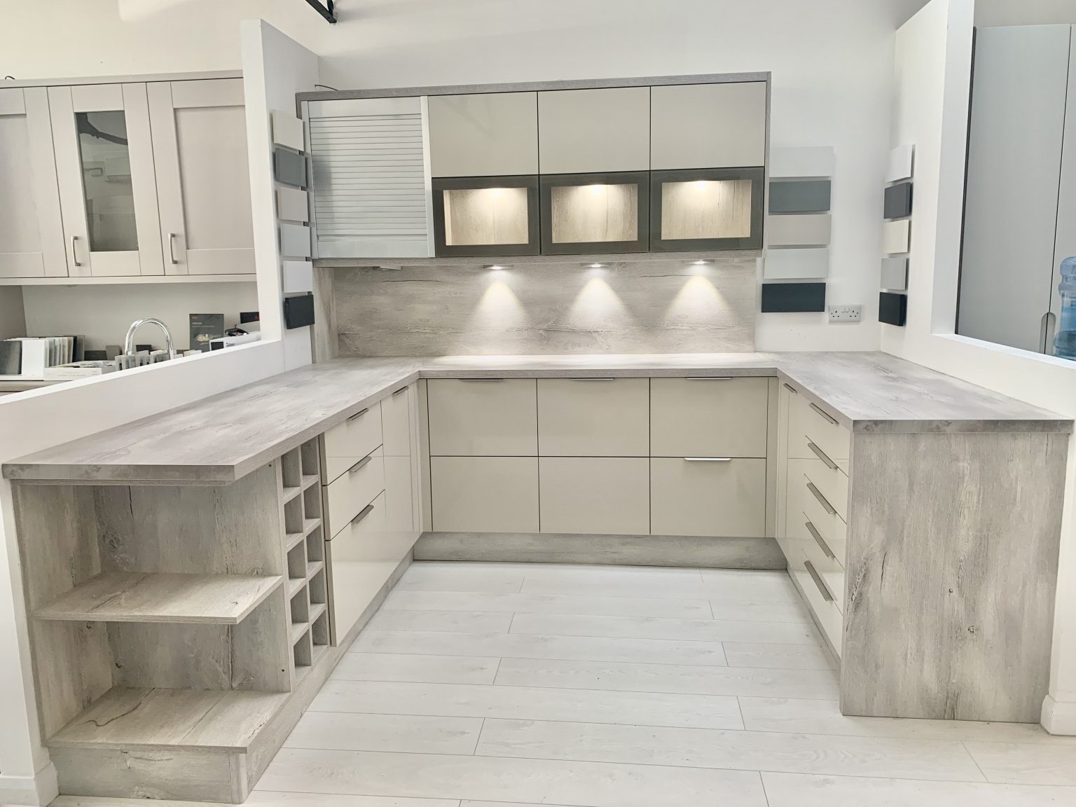 Ex-Display & Second Hand Kitchens | The Used Kitchen Company