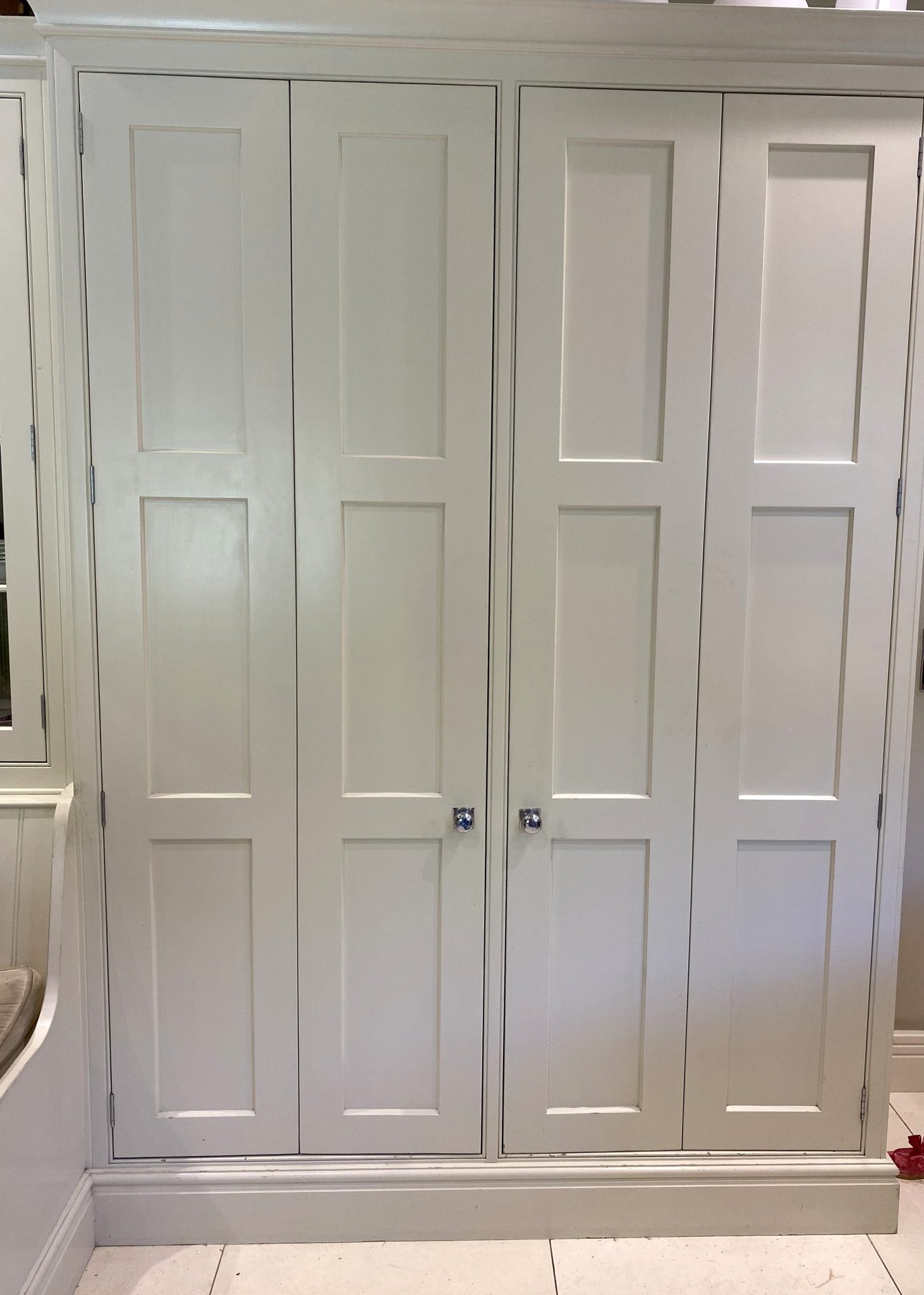 Martin Moore Kitchen with Island | The Used Kitchen Company