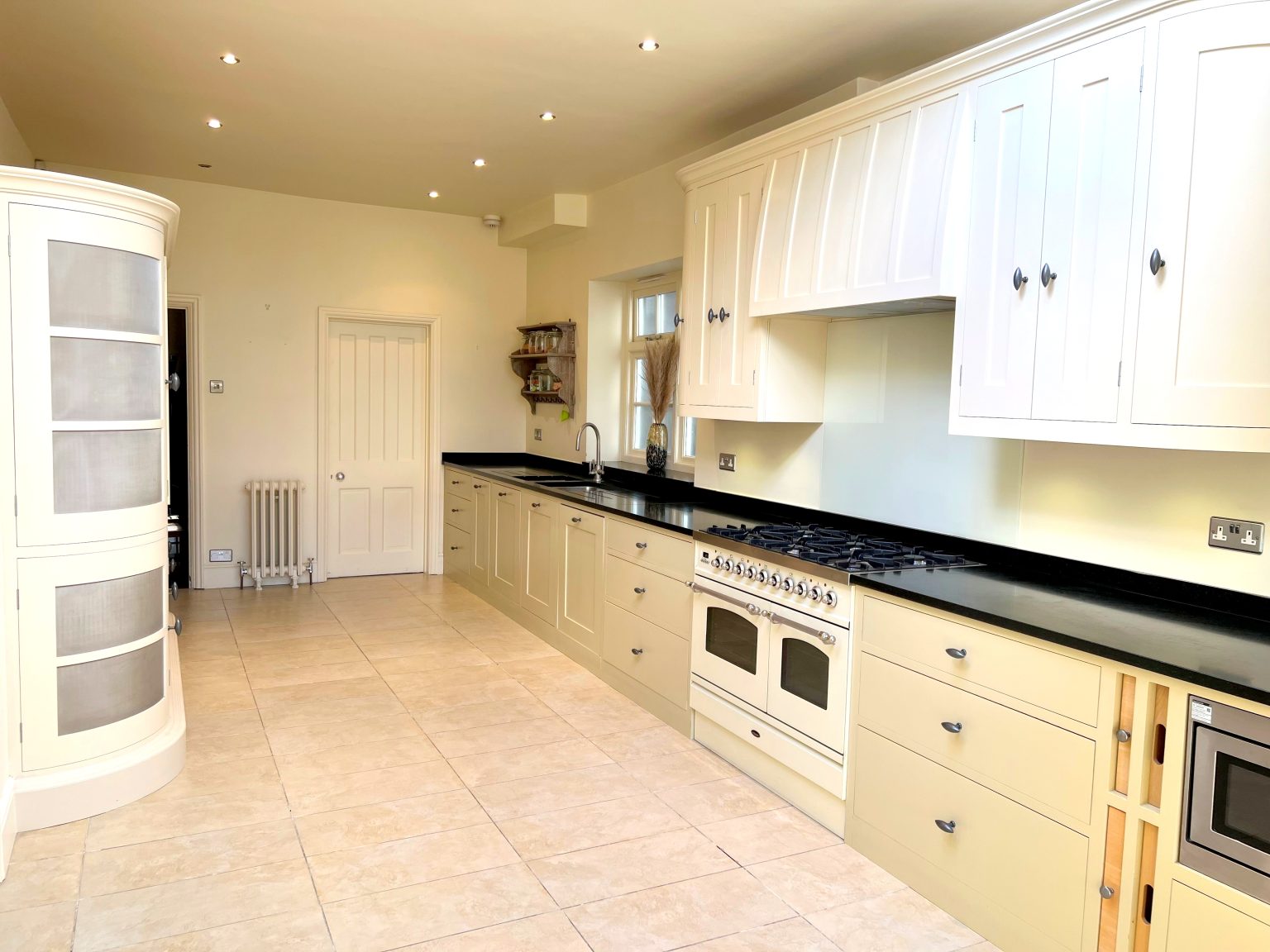 Ex-Display & Second Hand Kitchens | The Used Kitchen Company