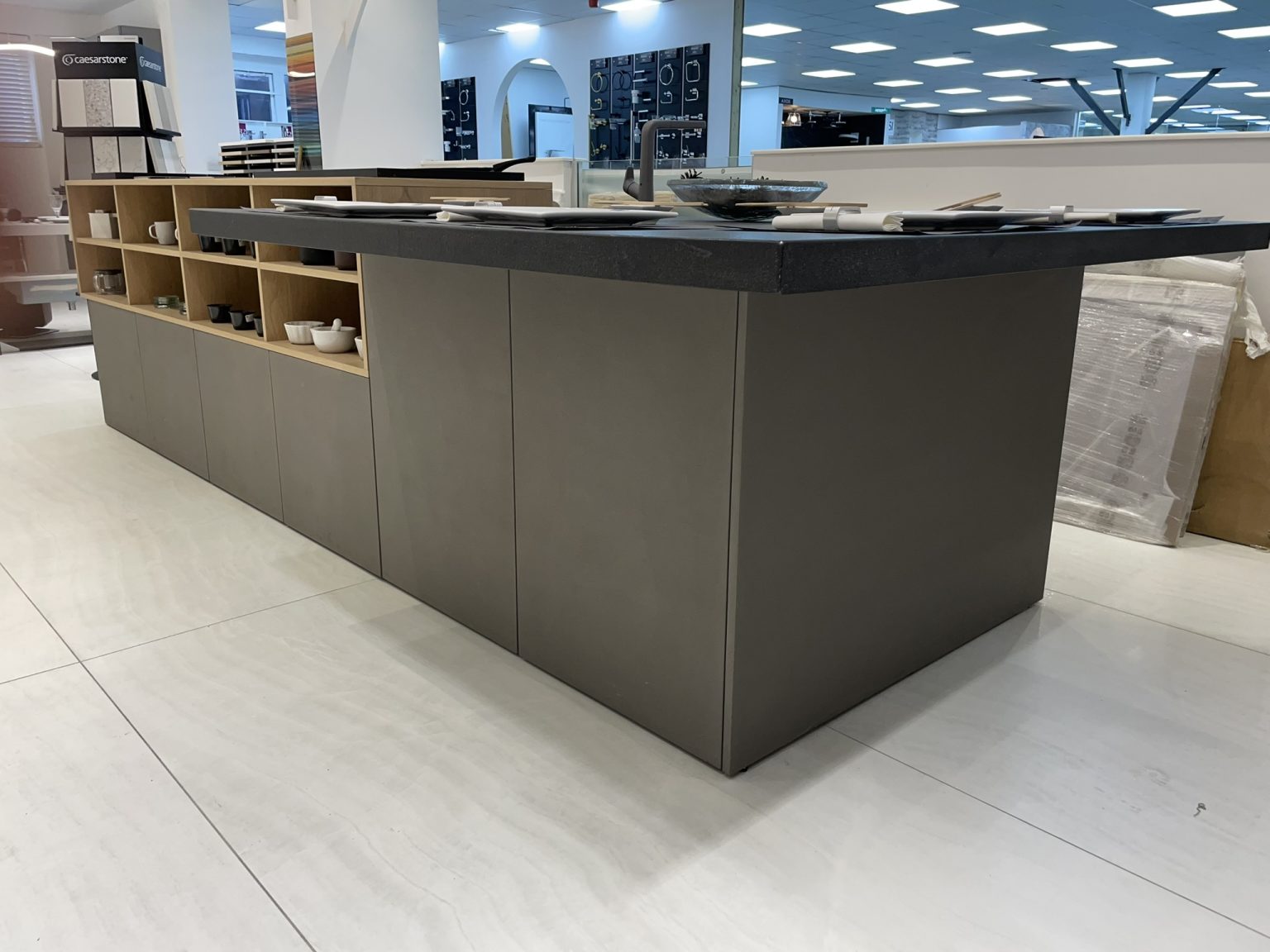 The Used Kitchen Company | Ex Display Island with Breakfast Bar