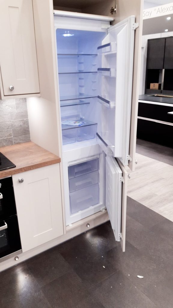 Ex Display Kitchen with Worktops and Appliances - The Used Kitchen Company