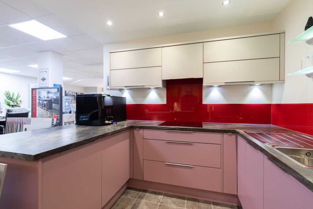 Ex Display Masterclass Pink Kitchen with Worktops and Appliances