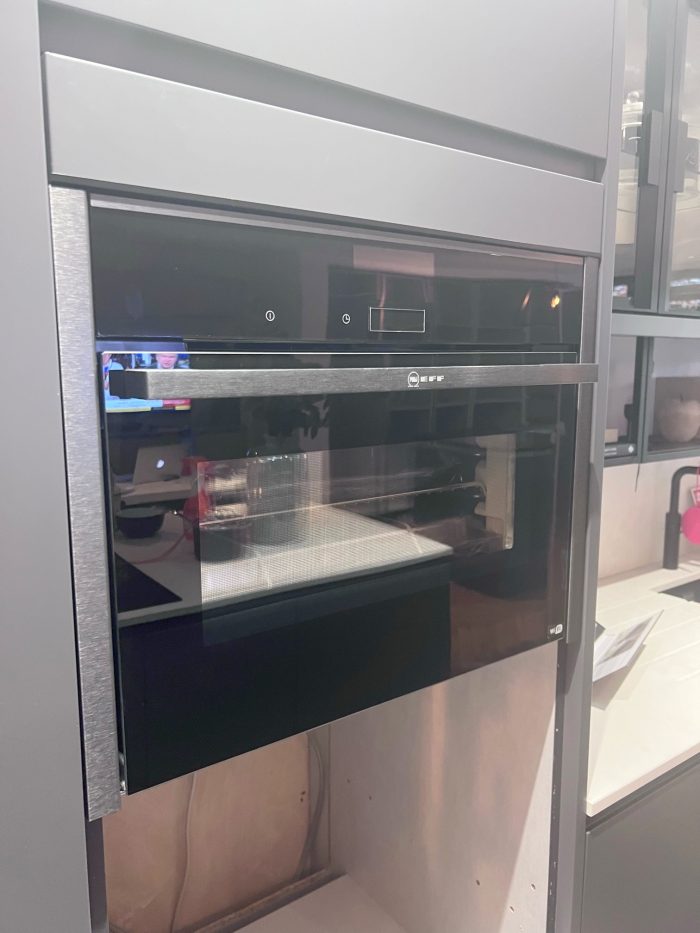 Ex Display NEFF Built-in compact oven with steam function - The Used ...