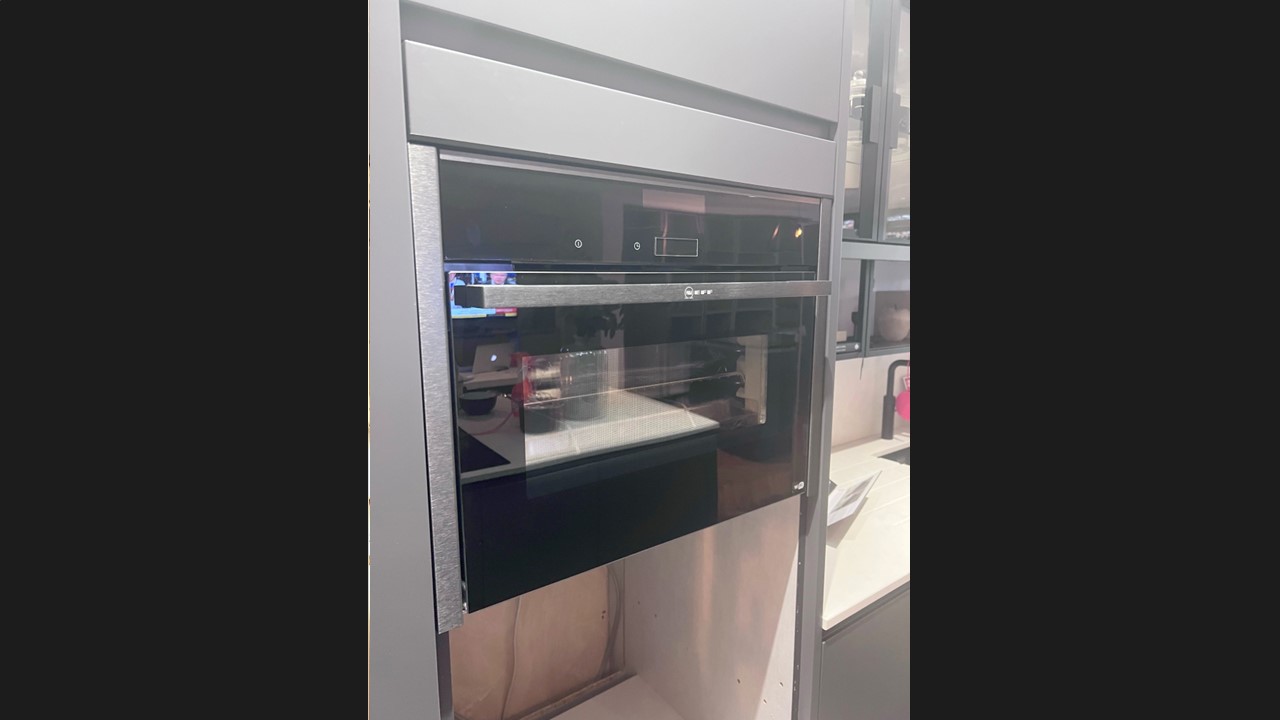 Ex Display NEFF Built-in compact oven with steam function - The Used ...