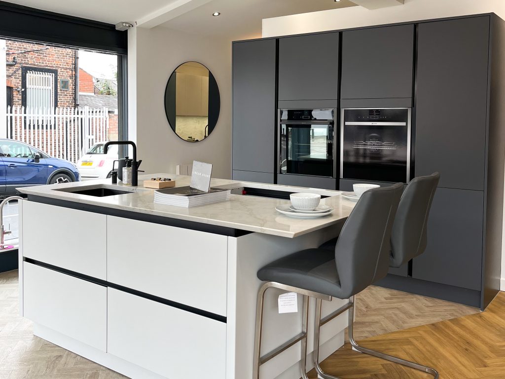 Ex Display Symphony Linear Kitchen With Tall Units and Anthracite and ...