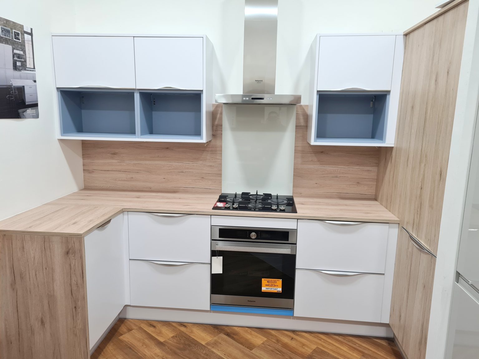 Ex Display Alta Pure White with Rustic Oak Larder Unit - The Used ...