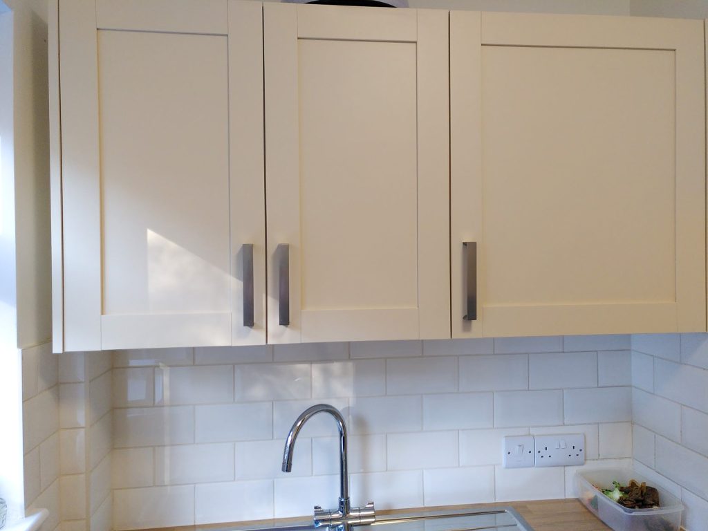 Howden Kitchen with Island, Worktops, Utility Room and Some Appliances ...