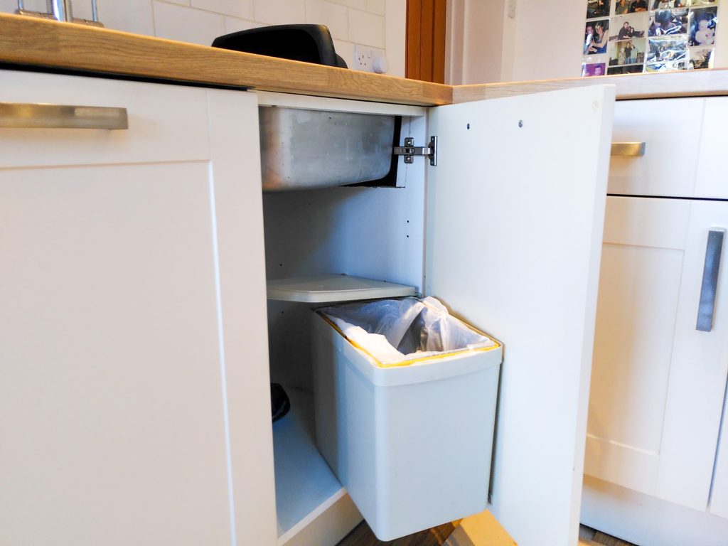Howden Kitchen with Island, Worktops, Utility Room and Some Appliances ...