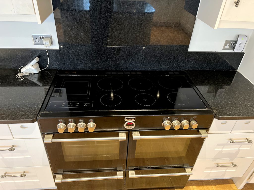 Second Nature Kitchen With Island, Granite Worktops and Some Appliances ...