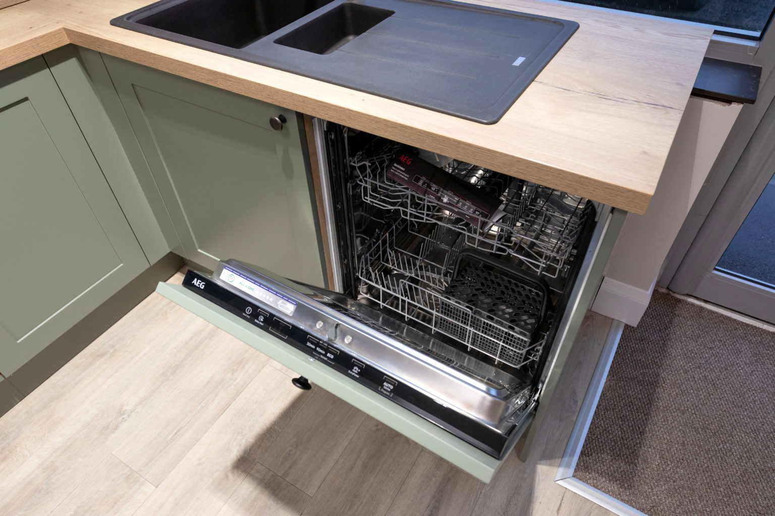 Ex Display Hunton Kitchen | The Used Kitchen Company