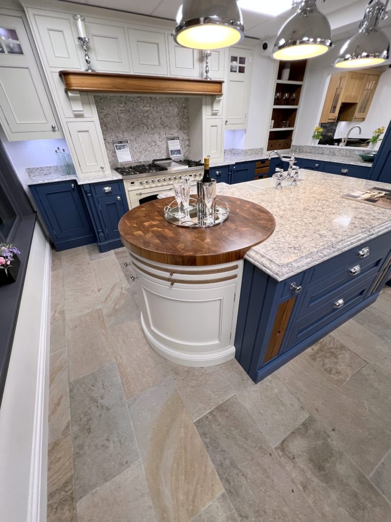 Ex Display Inframe Kitchen Stori | The Used Kitchen Company