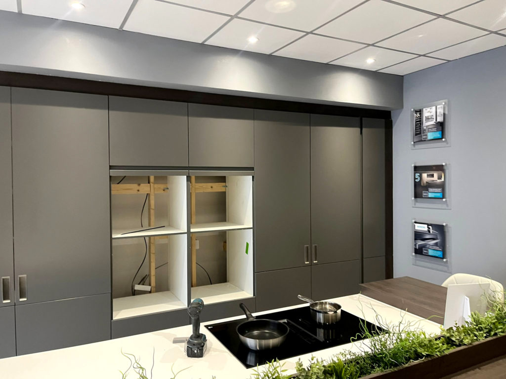 Ex Display Pronorm Handleless Tall Unit Run - The Used Kitchen Company