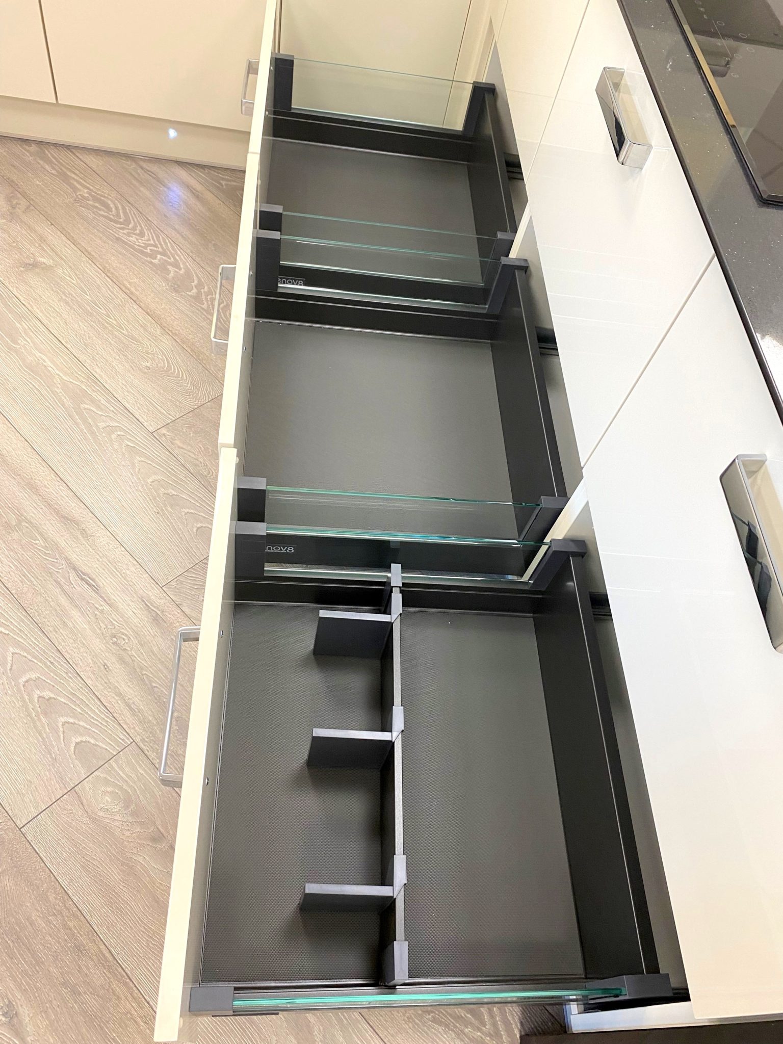 Ex Display Symphony Alta Gloss Mussel Kitchen with Quartz Worktops ...