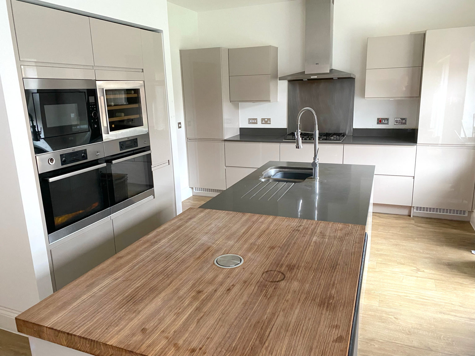 Symphony Kitchen With Utility, Island, Worktops and Appliances - Used ...