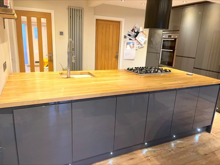 Buy & Sell Used Howdens Kitchens | The Used Kitchen Company