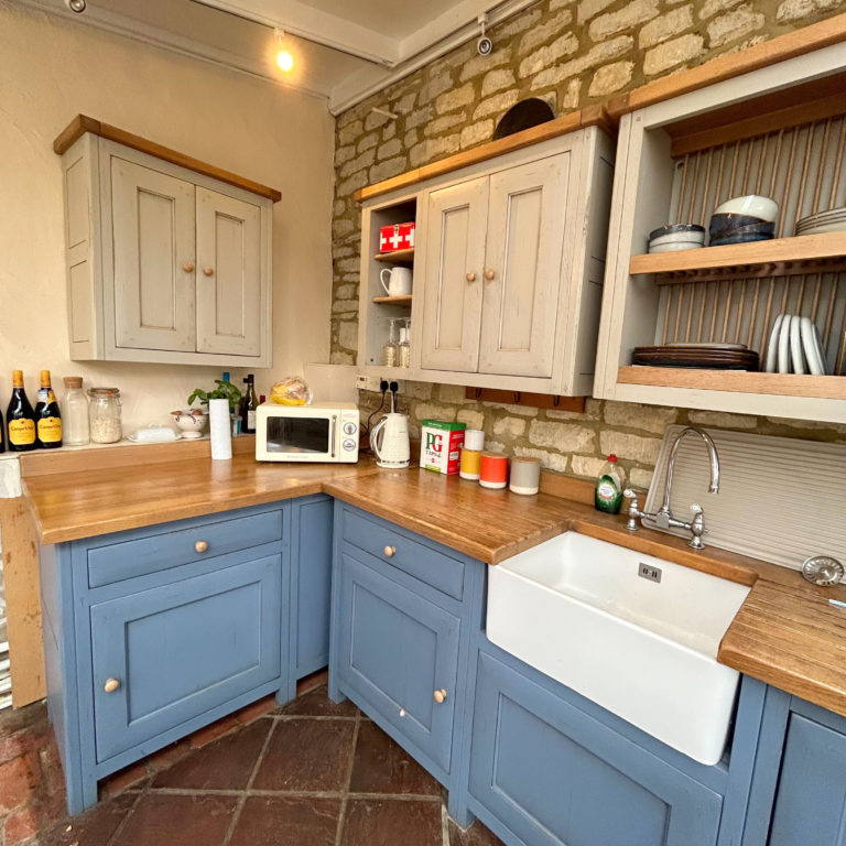Fired Earth Freestanding Kitchen With Island and Worktops - Used - The ...