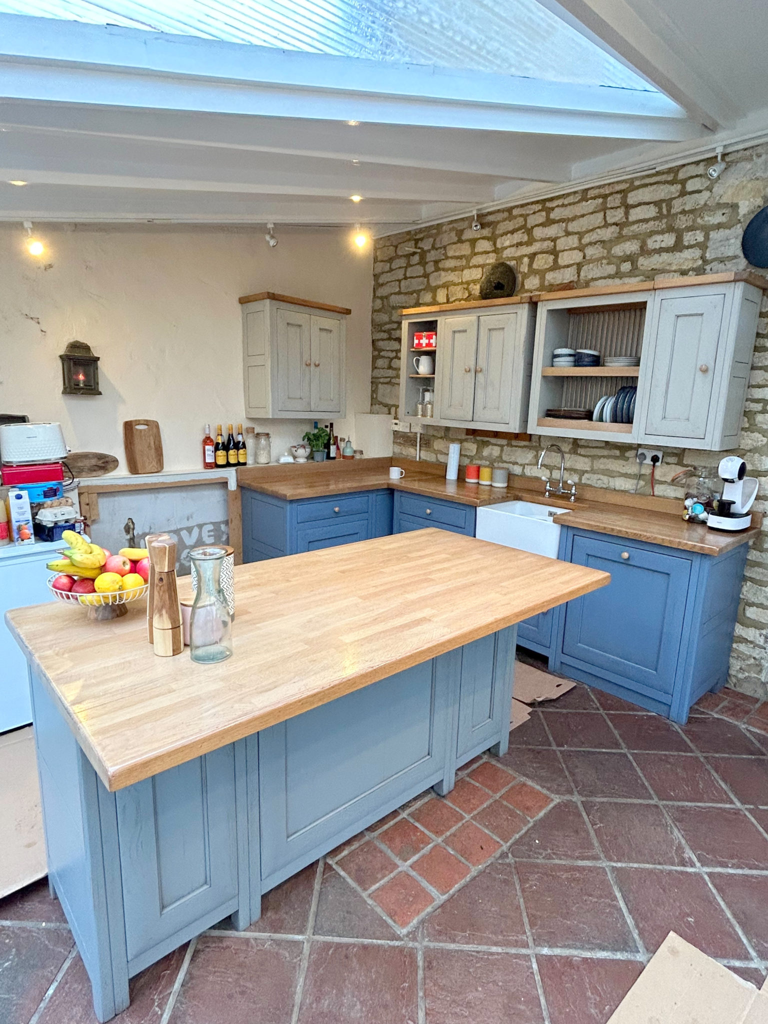 Fired Earth Freestanding Kitchen With Island and Worktops - Used - The ...